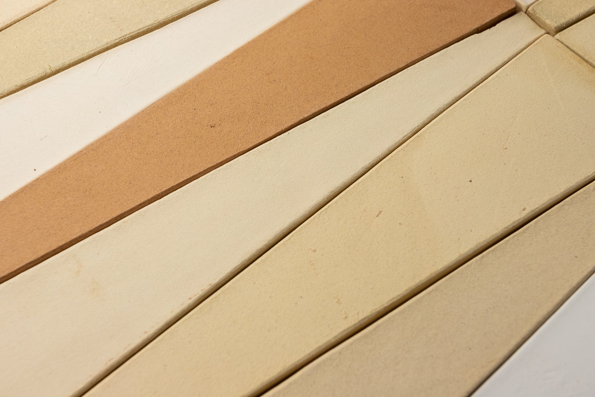 Terra Cotta Blend Vitrified Wedge Tiles 4HCNN9 – VEELVLAK-Frēodōm