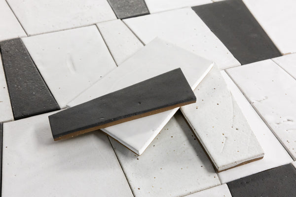 Black & White Wedge Shaped Chunky Tiles - E98JOW-WS – VEELVLAK-Frēodōm