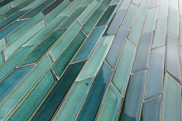 Handmade Rectangular Arrow tile Aqua green glaze HUDABX – VEELVLAK-Frēodōm