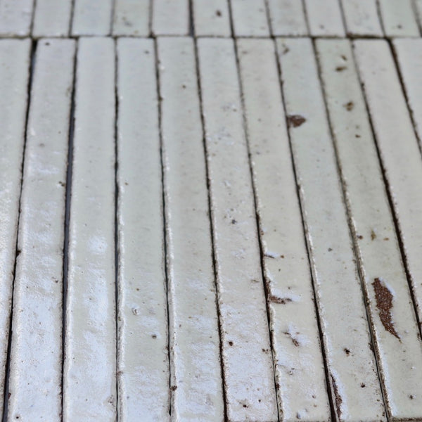 Skinny Rectangular Tile White Glaze -P3QKEK_5A – VEELVLAK-Frēodōm