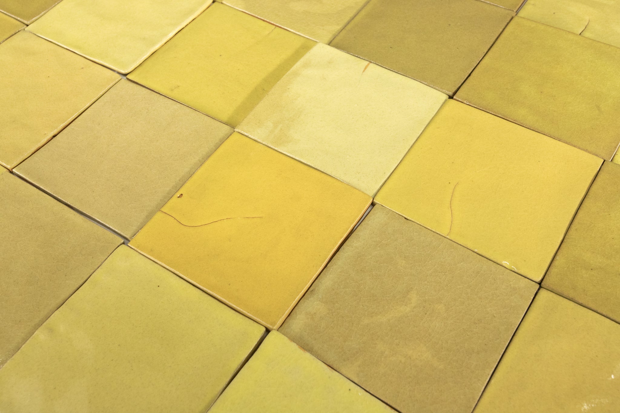 Blend of Yellow Square Tiles 9AS99P 6C – VEELVLAK-Frēodōm