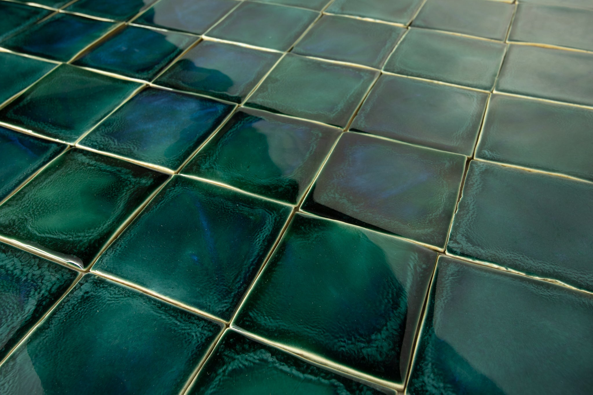 Green Gloss Hand-Made tile BZ2WCC – VEELVLAK-Frēodōm
