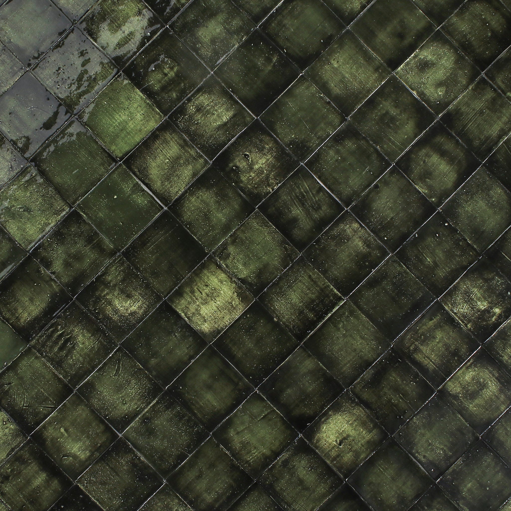 Square Handmade tile Blackened Green Glaze GW4TVH 3B – VEELVLAK-Frēodōm