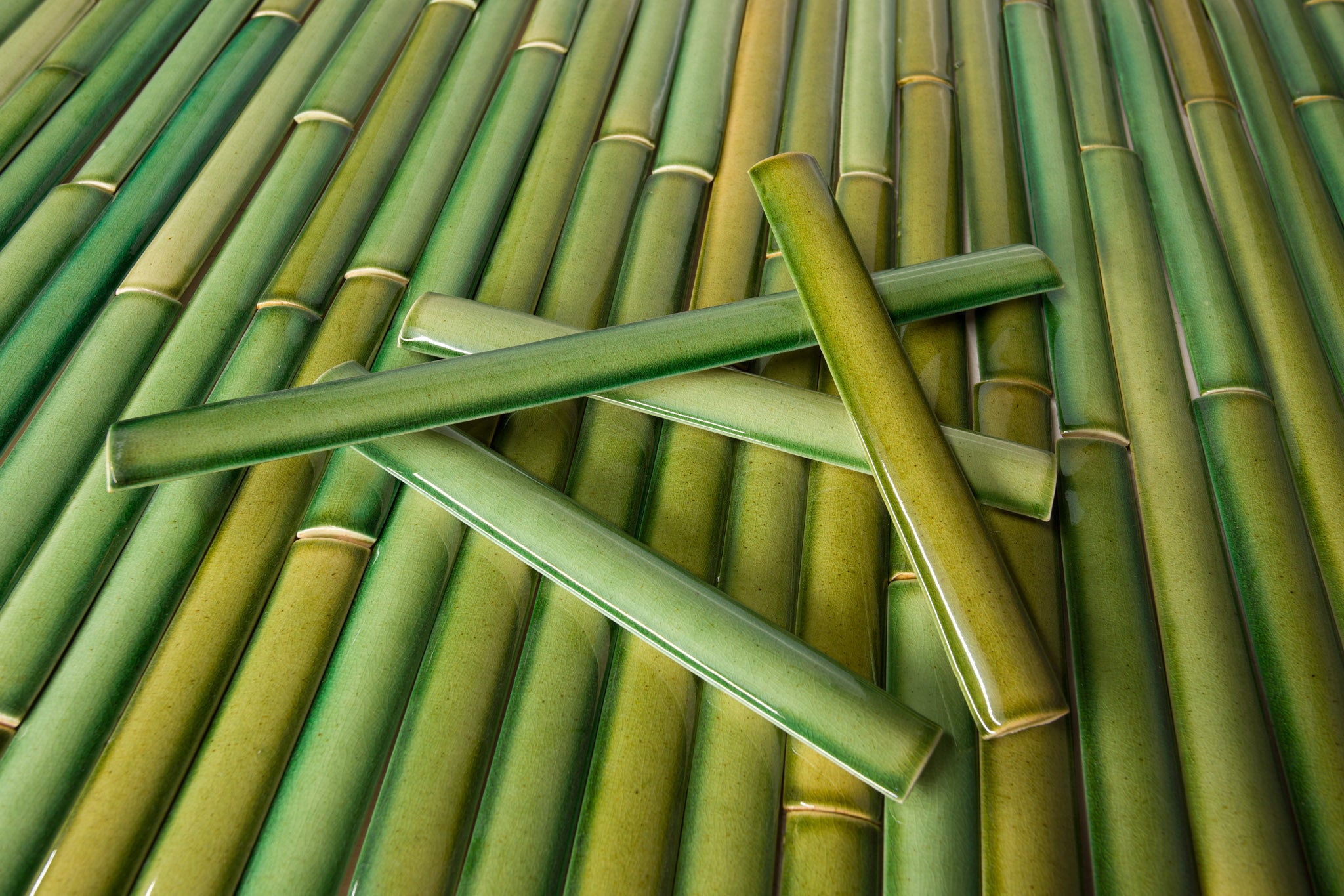 Rectangular Glassy Green Long Tile LXX55H – VEELVLAK-Frēodōm