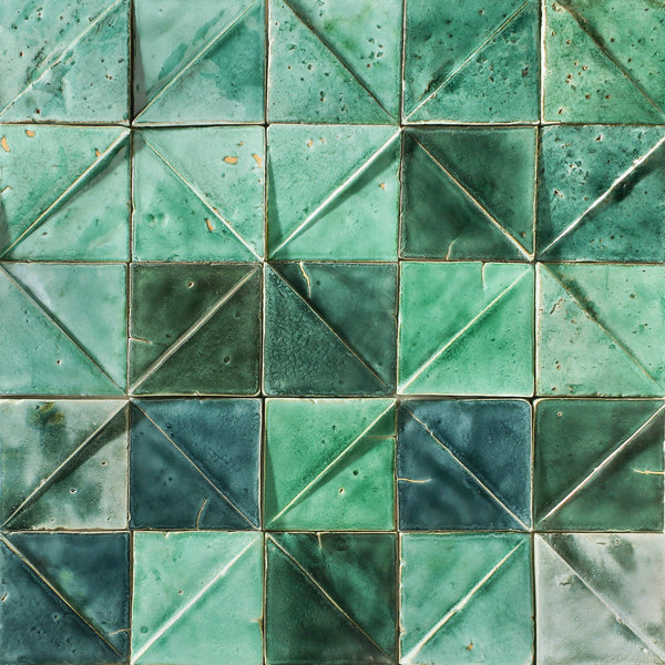 Square split surface 3D Tile Glassy green P3CV62 5A – VEELVLAK-Frēodōm
