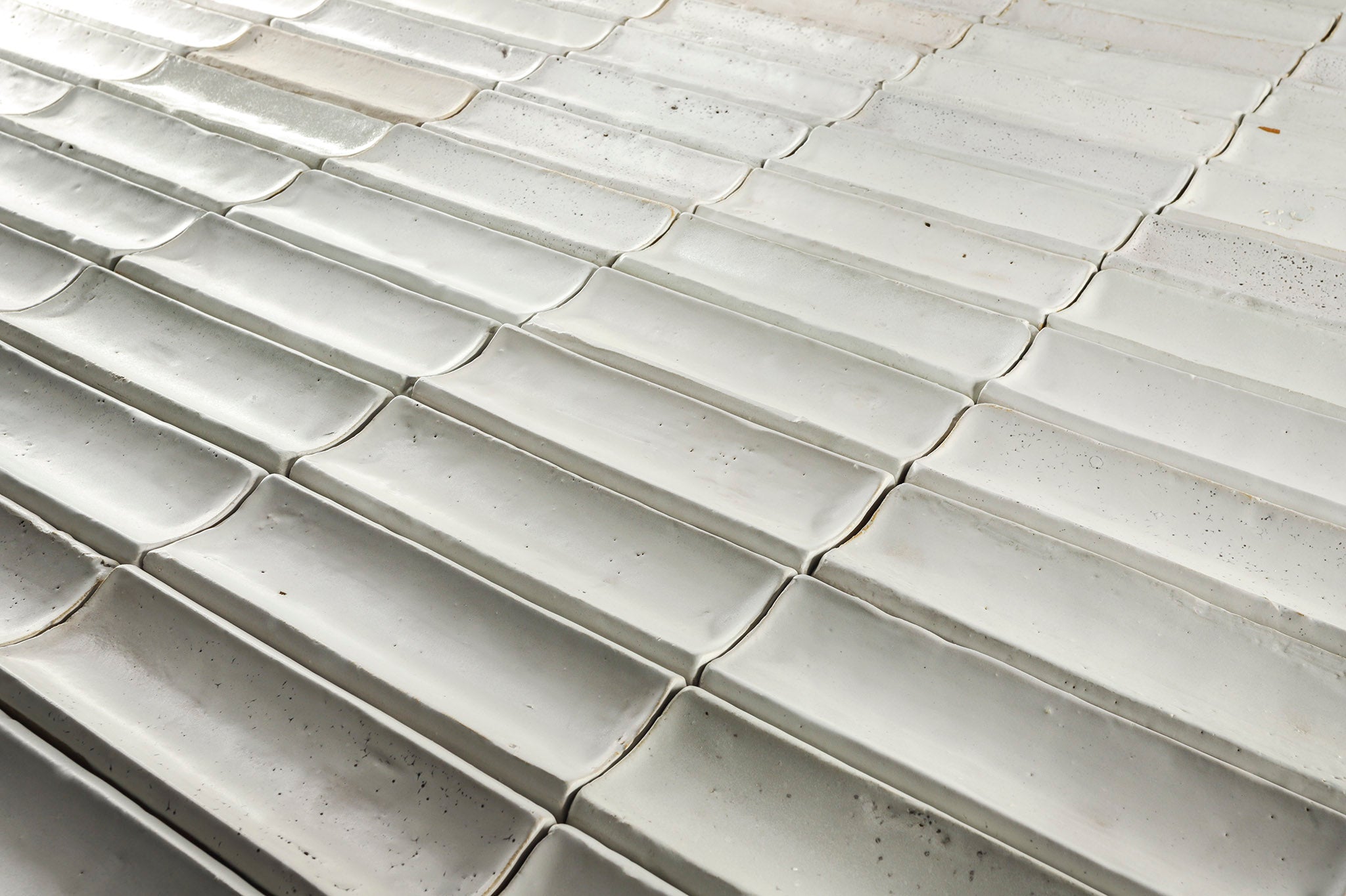 Rectangular Concave Tile Bone White ULRGM5 8B – VEELVLAK-Frēodōm