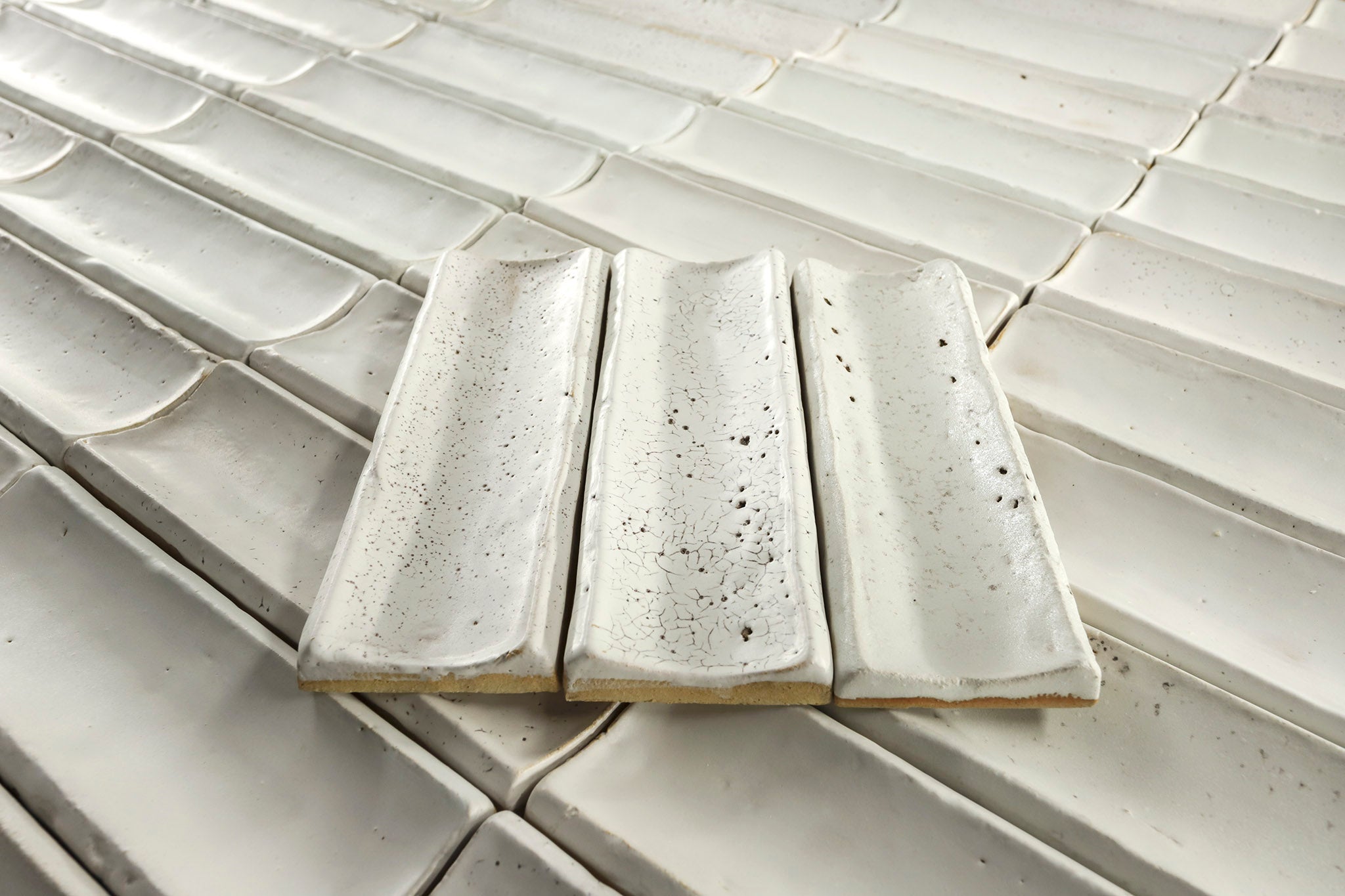 Rectangular Concave Tile Bone White ULRGM5 8B – VEELVLAK-Frēodōm